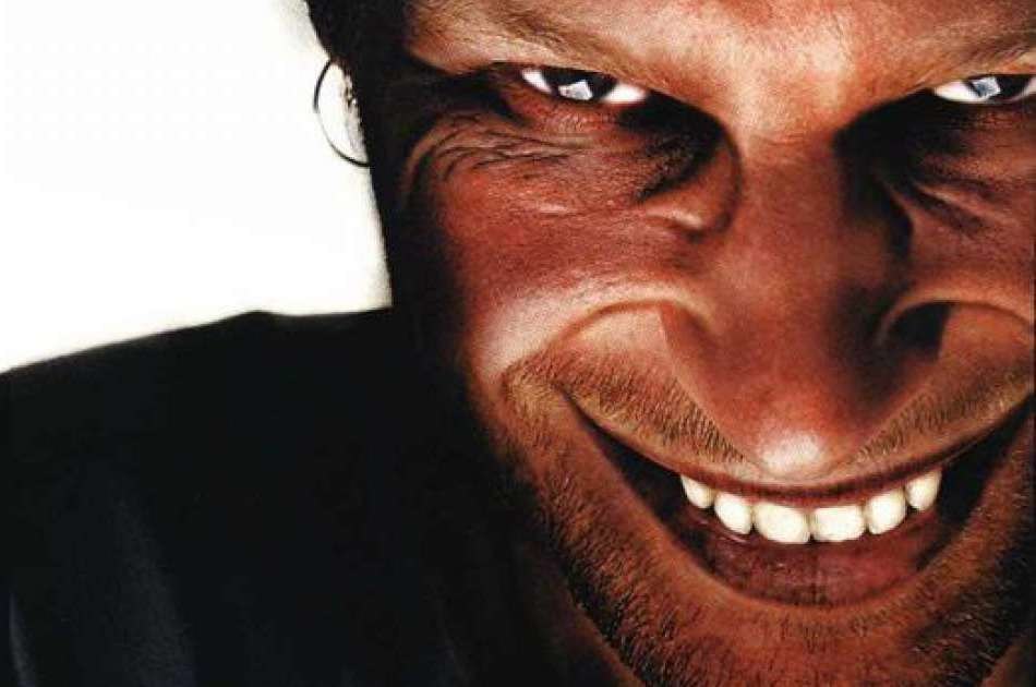 Aphex Twin unveils the video for his new hyper-rhythmic track 'T69 ...