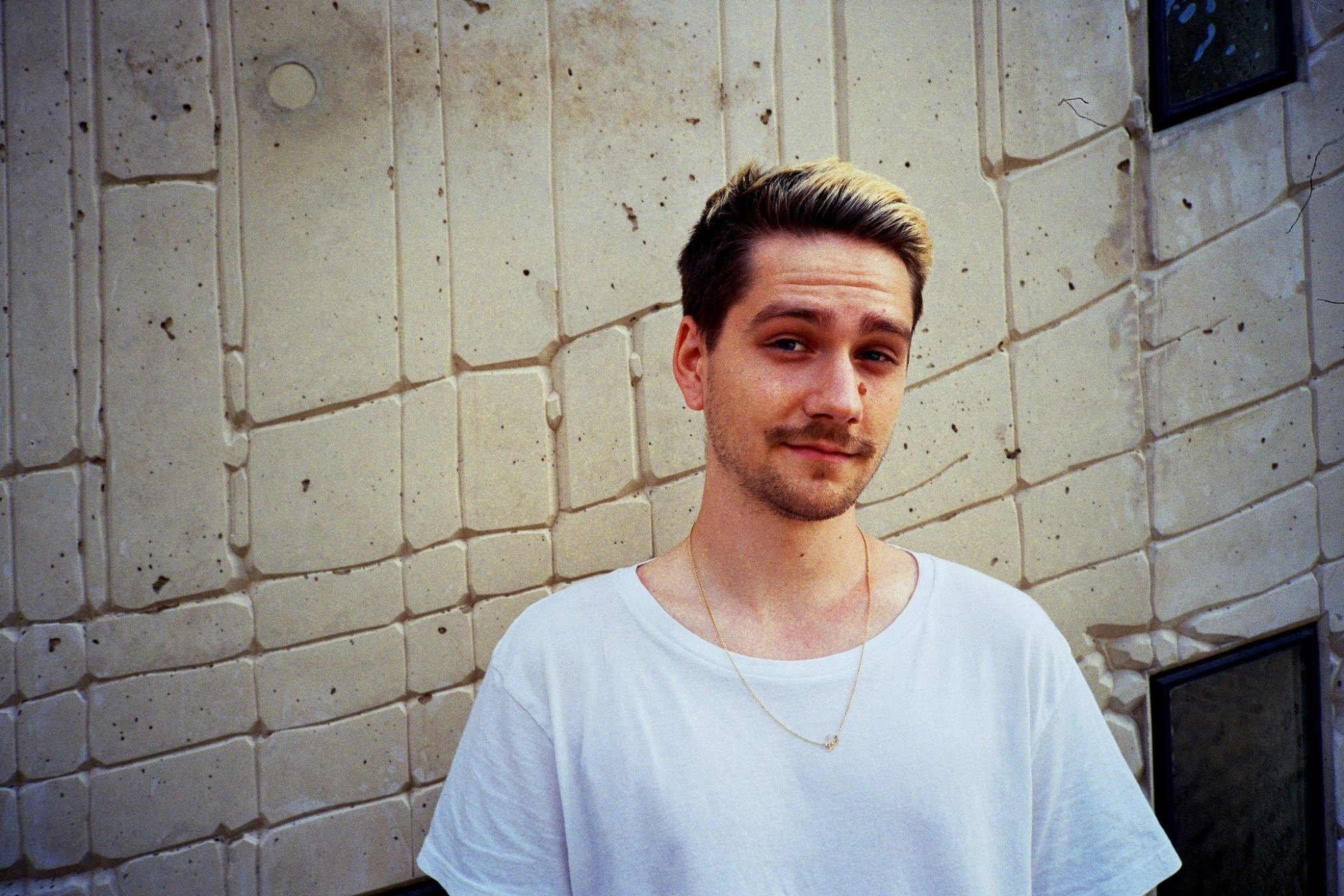 Premiere: Nick Beringer delivers raw deep house with 'High Lines ...