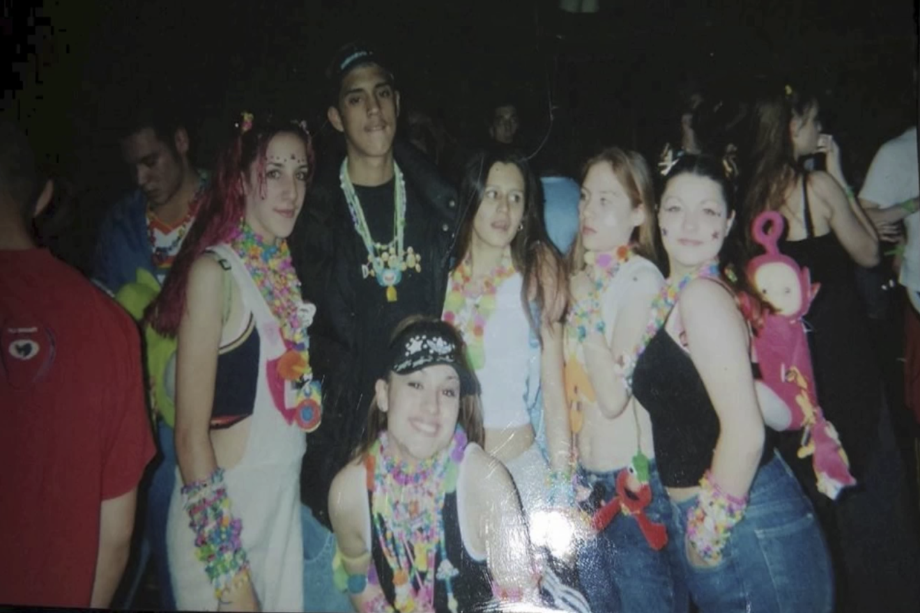 26 photos capturing the blissful essence of San Francisco's '90s rave ...