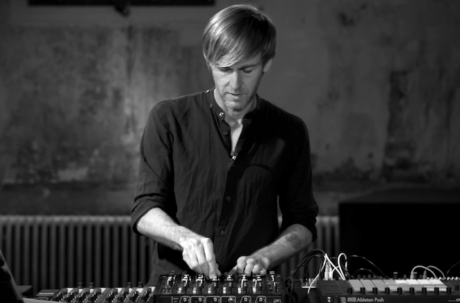 Richie Hawtin shows exactly how he plays the Model 1 in new video ...