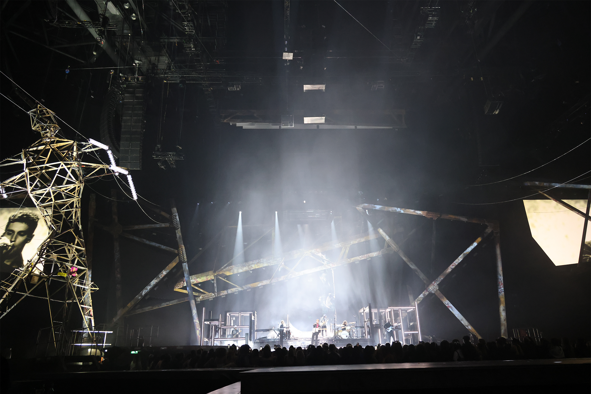 Block9 designer reveals inspirations behind gritty BRITs stage design ...