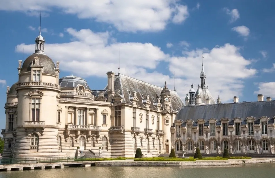 Famous Castles In Paris