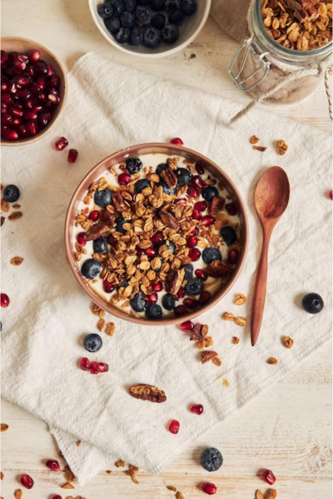 Goji Berry Walnut Granola | Truvía®