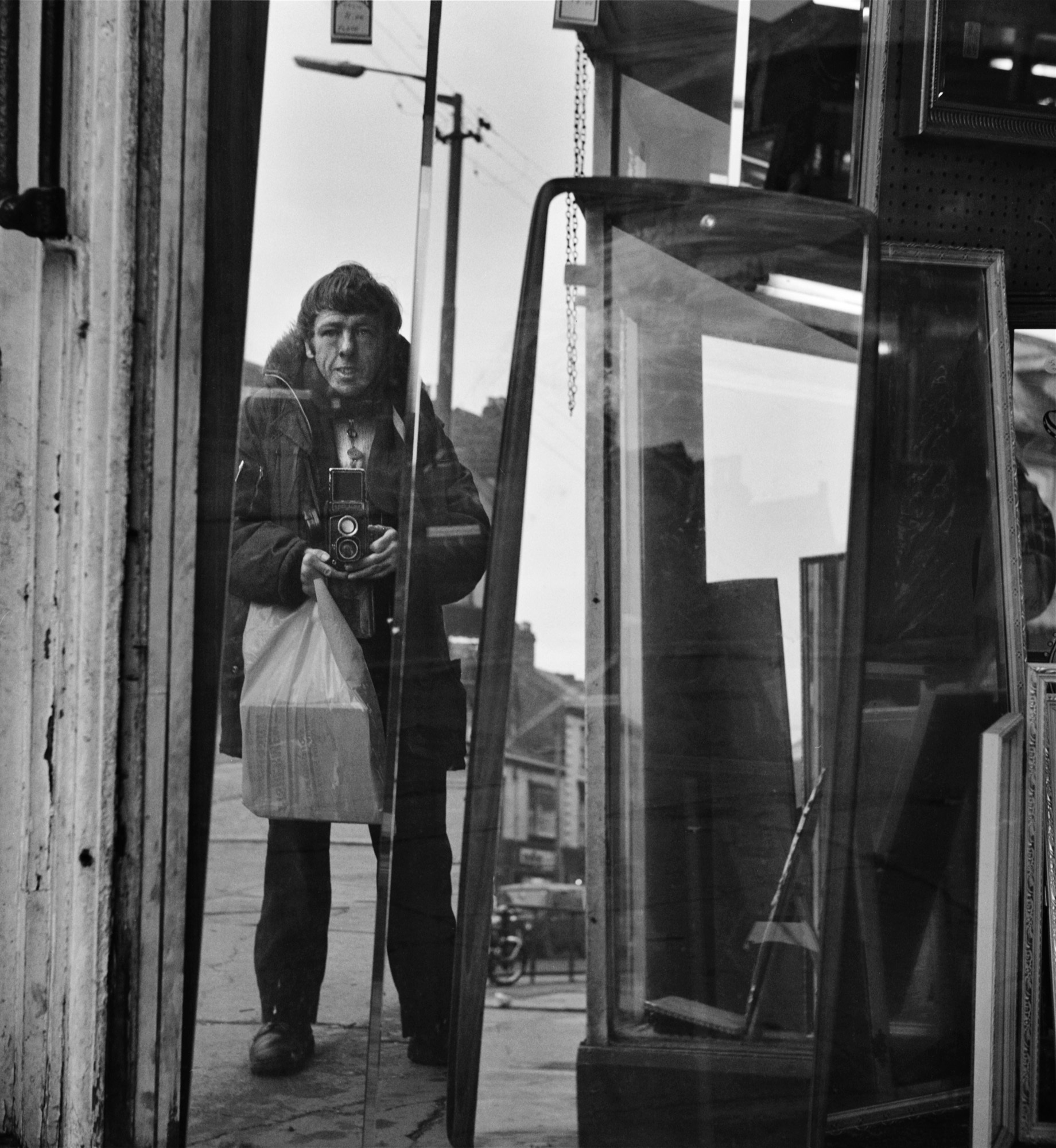 Photos documenting a lost 1970s fishing community in Hull | Huck