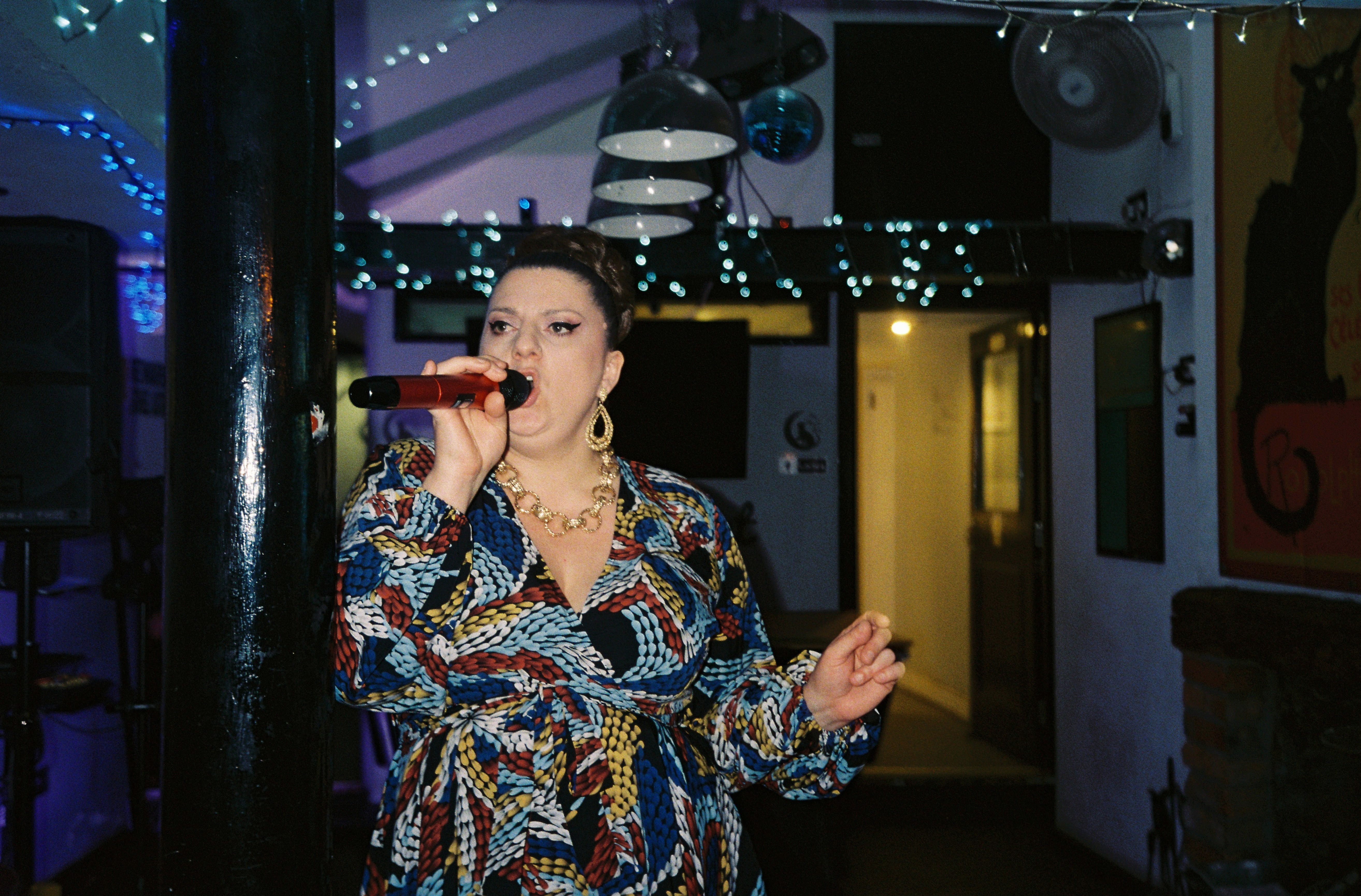 In Bristol, pub singers are keeping an age-old tradition alive | Huck