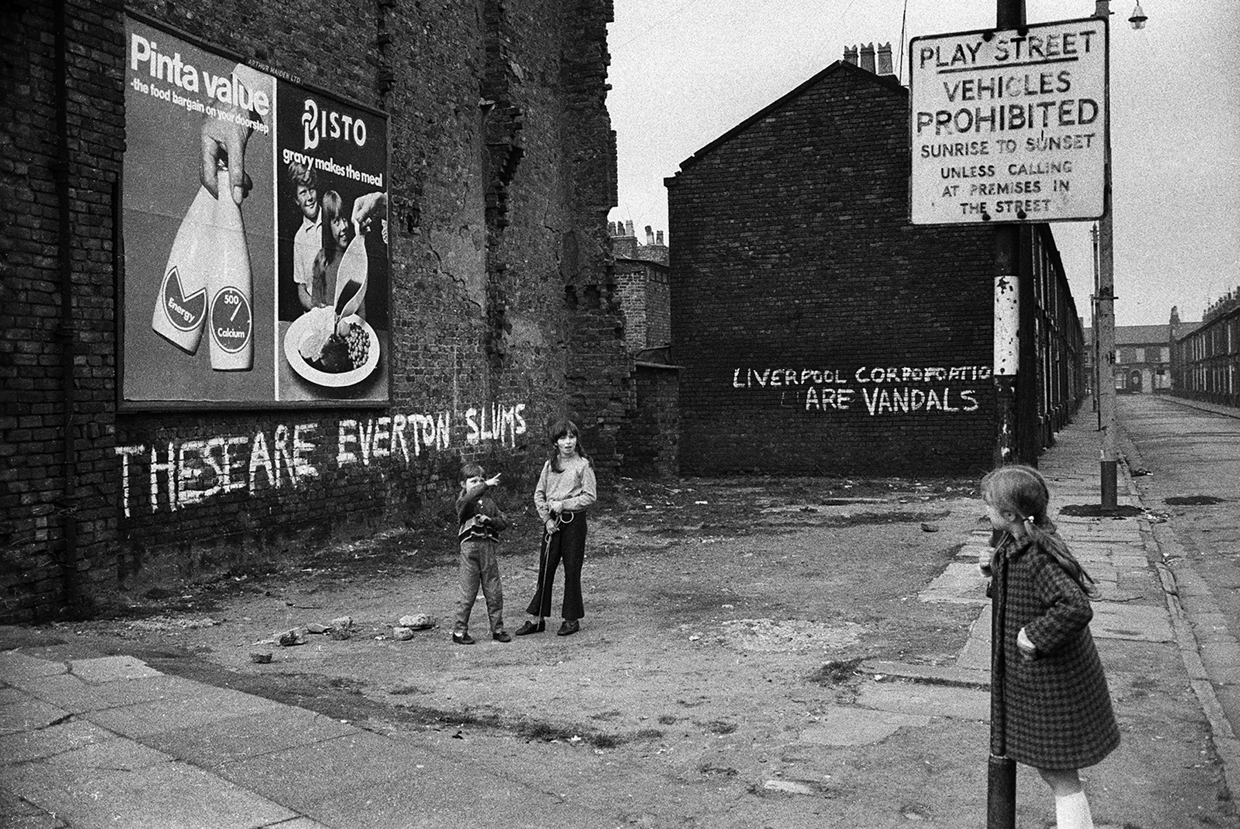 Gritty scenes of Liverpool in the 1970s | Huck
