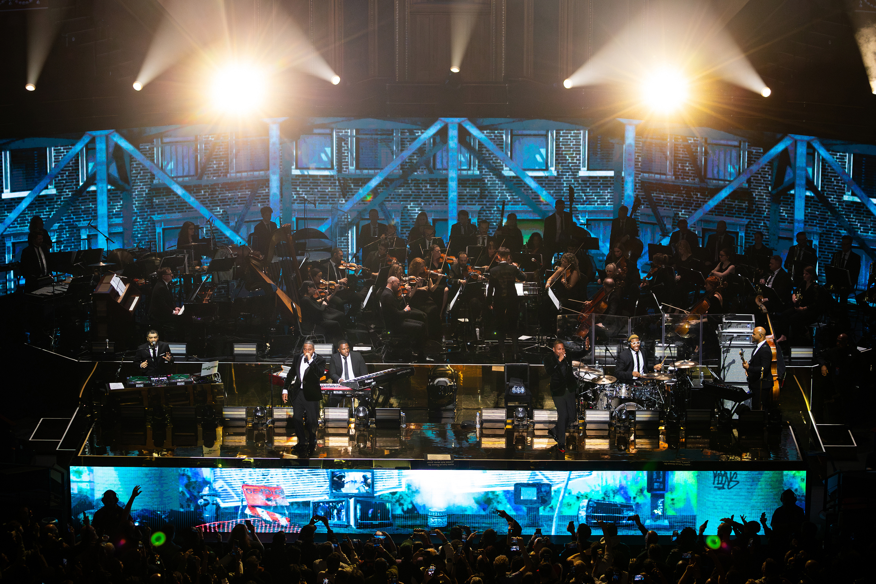 Photos of Nas live at Royal Albert Hall on 15 November 2024 | The Line ...