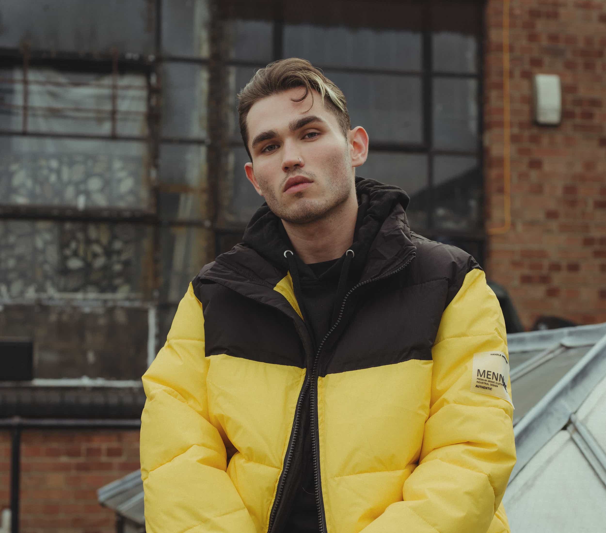 Moss Kena's latest track “You and Me” is a soulful summer groove | Best ...
