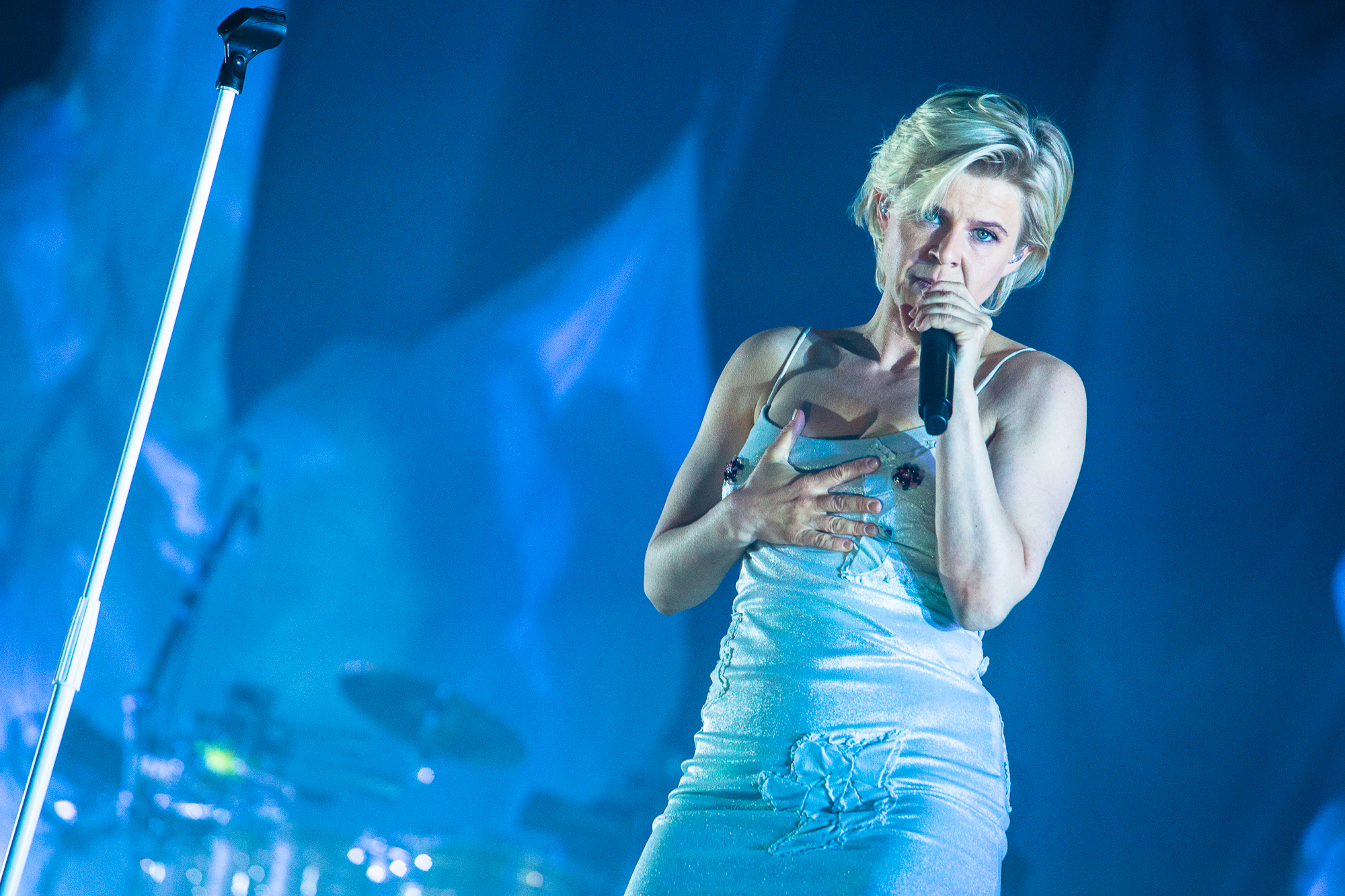 Robyn, SG Lewis and Channel Tres tease new collaboration | The Line of ...