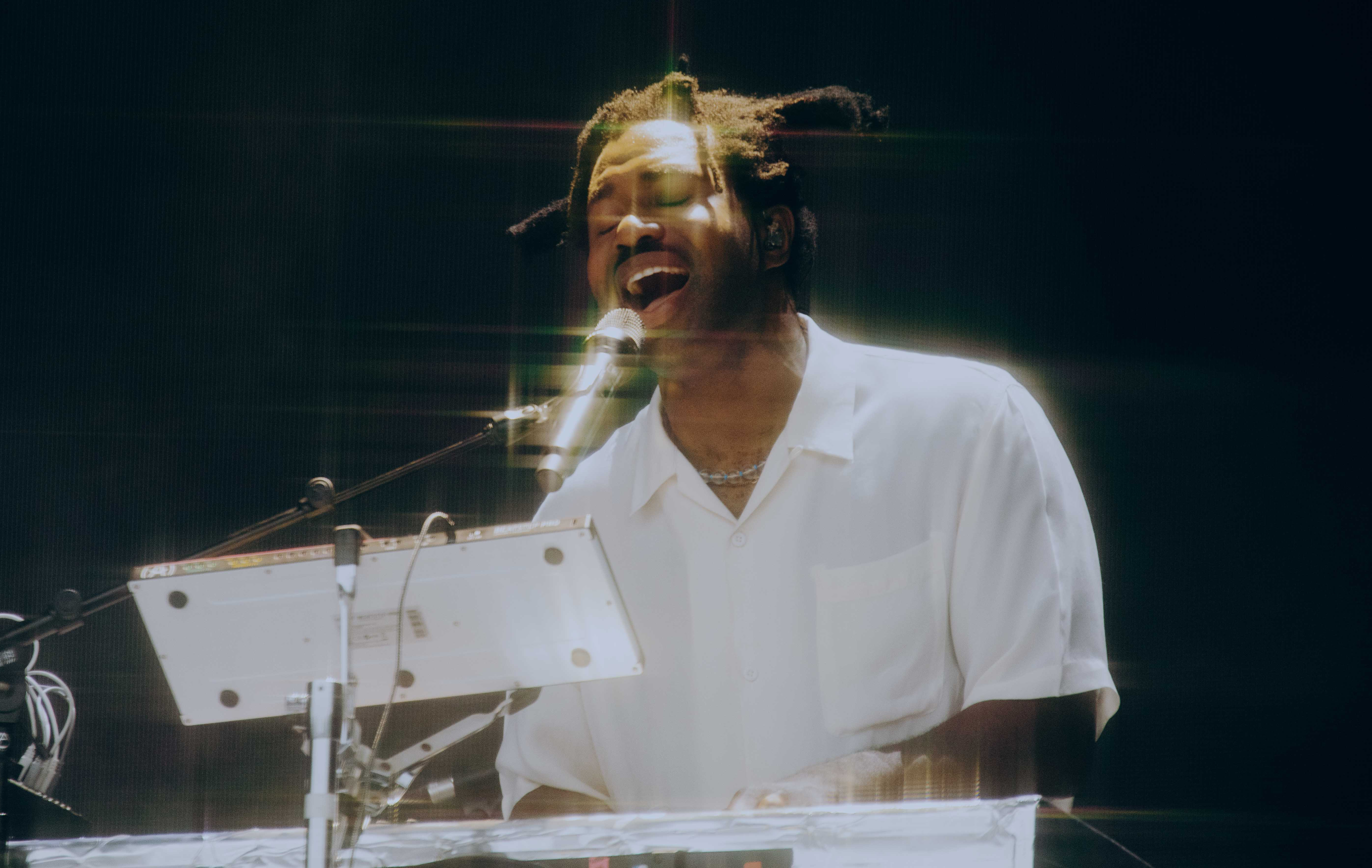 Sampha unveils new track, "Cumulus / Memory" featuring backing vocals ...