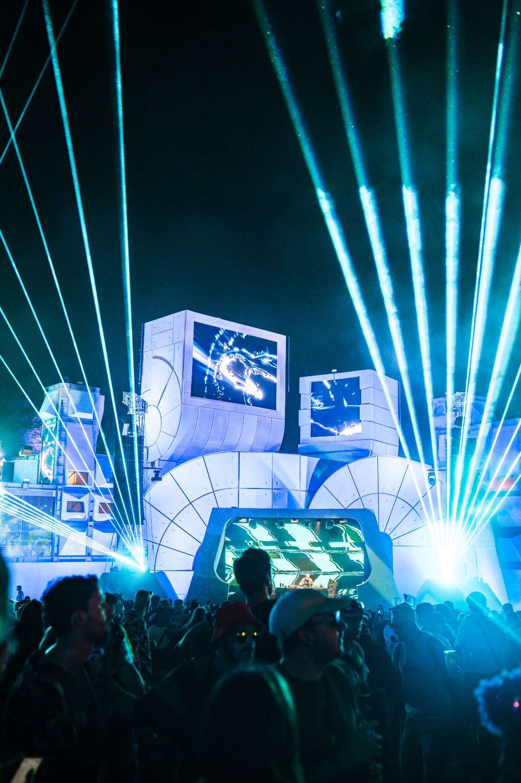 Boomtown to debut 20,000-capacity hydrogen-powered stage for 2026 event ...