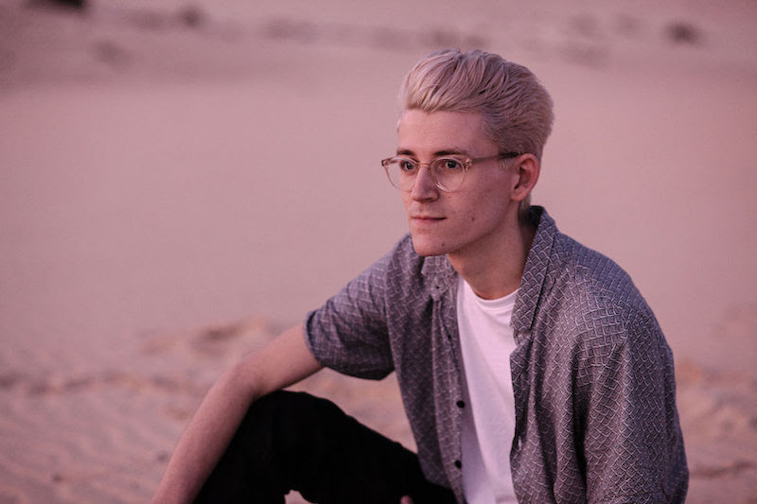 Henry Green unveils delicate new track "Fabric" | The Line of Best Fit