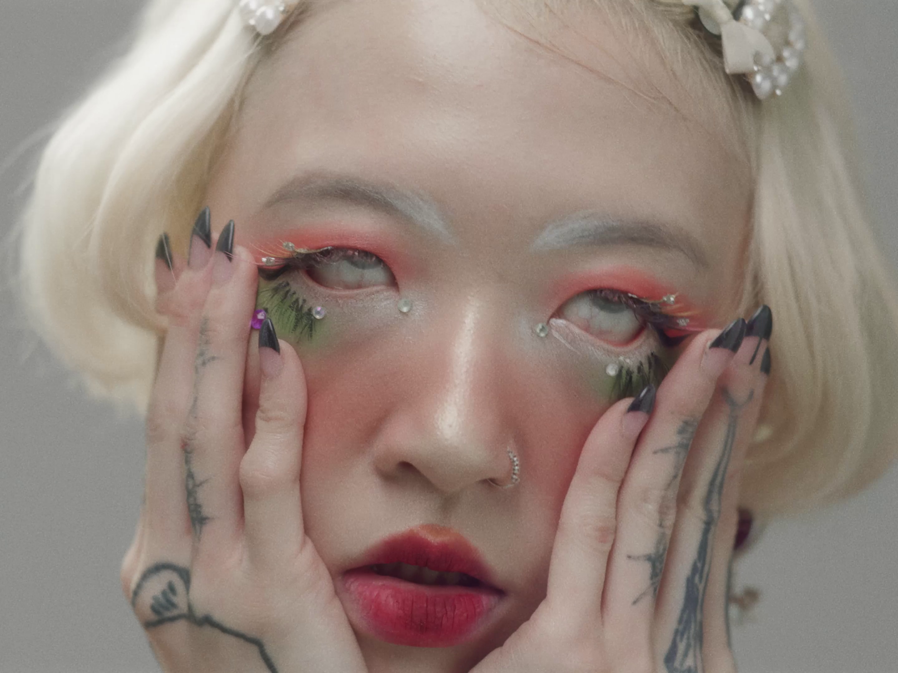 yeule explores the grim and the beautiful through classical-electronic ...